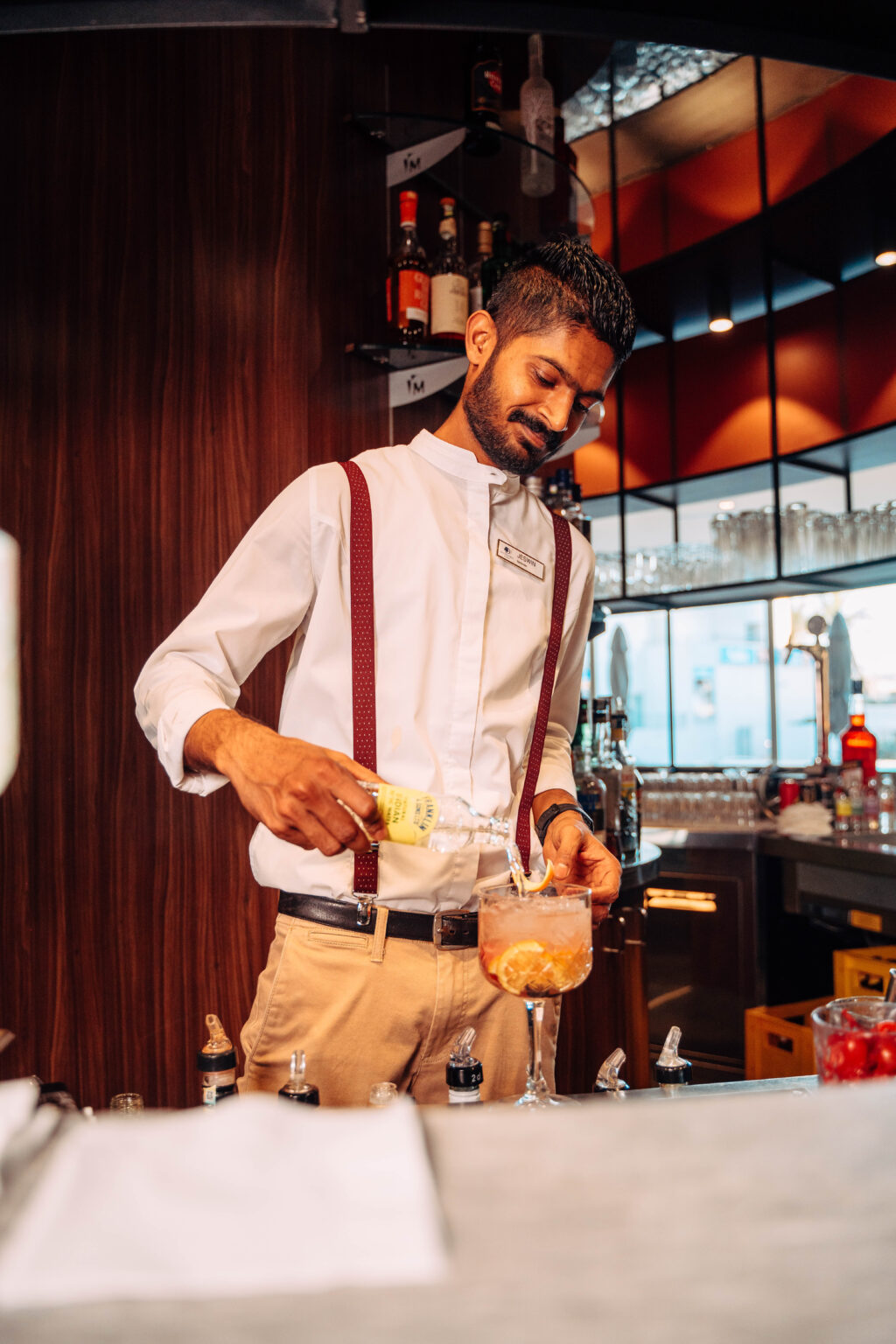 Your Evening Retreat: Juniper Lounge Bar - Restaurants Malta